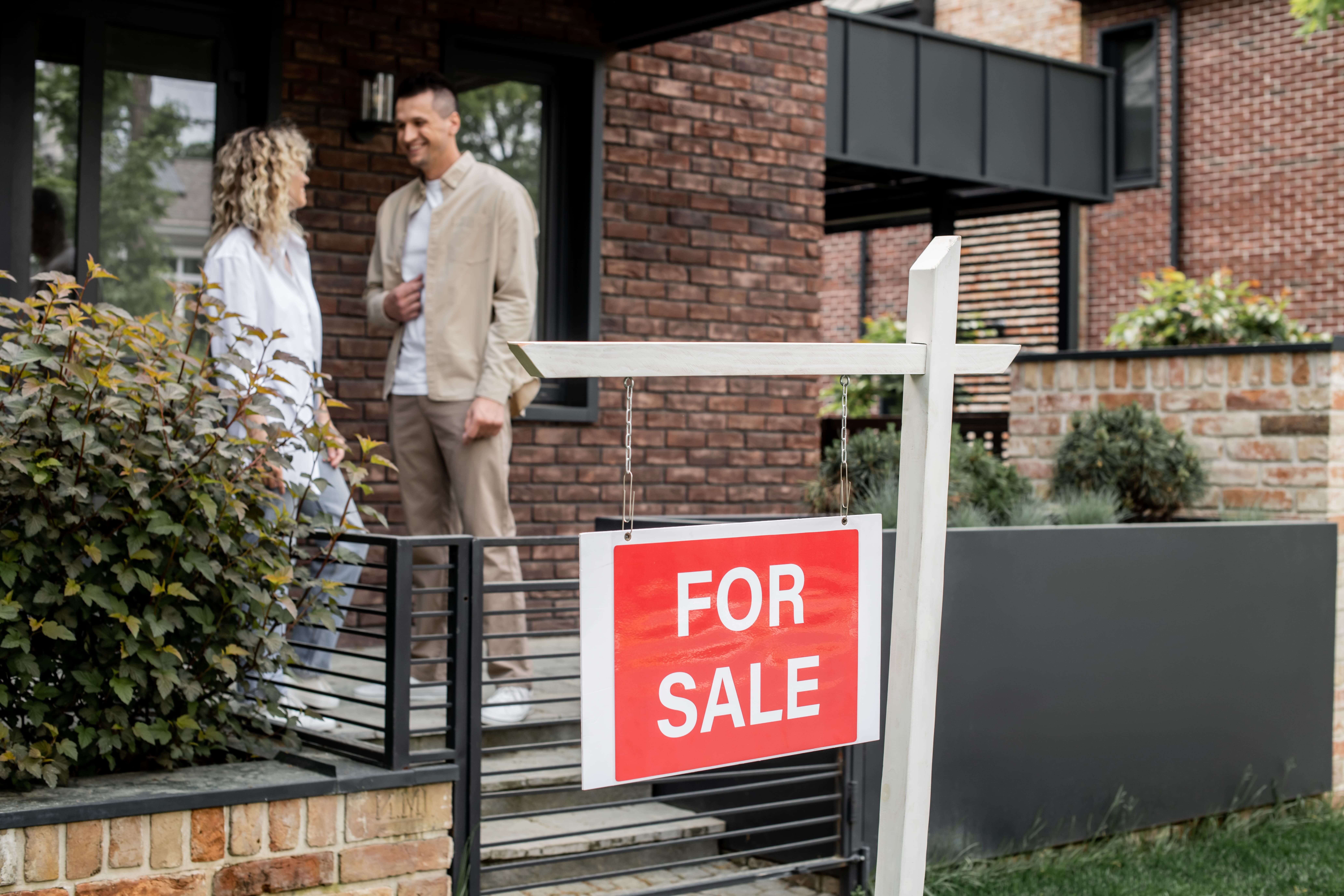 Commercial Real Estate Value Calculator Guide | CRES